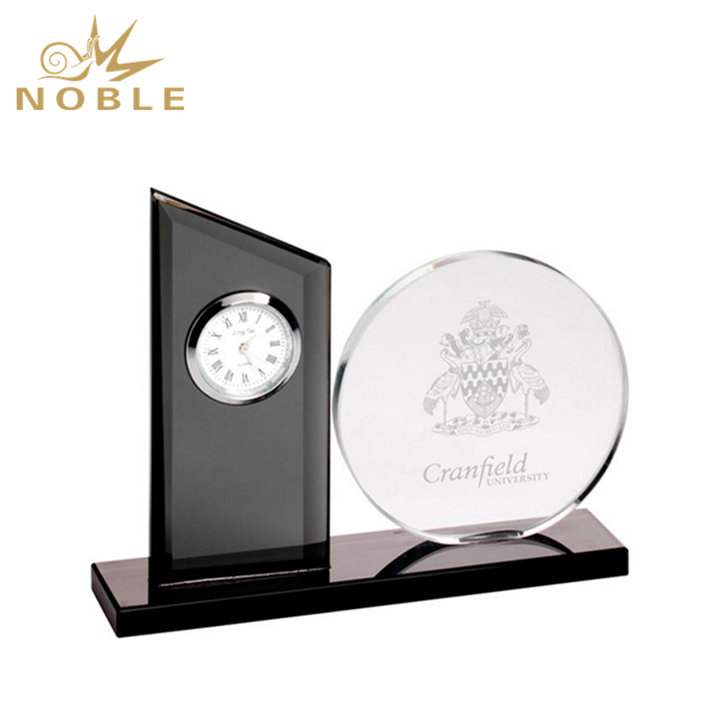 - Buy Custom Desktop Gift Crystal Clock Award on Yiwu Noble Import ...
