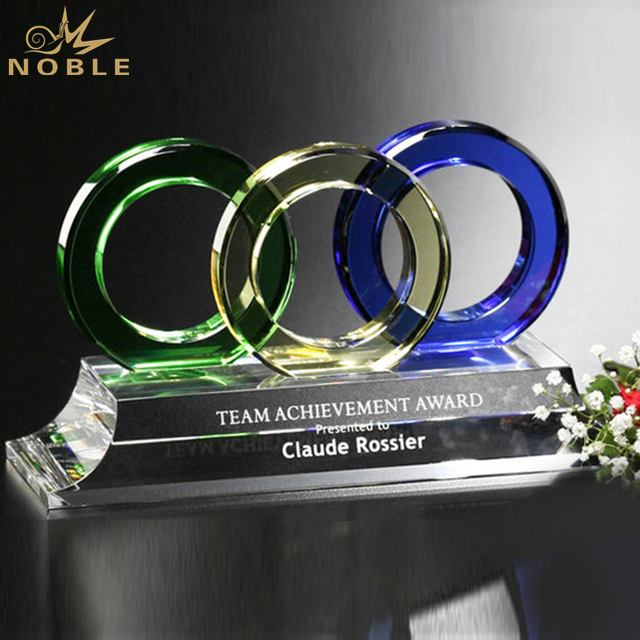 Crystal Trident Award - Buy Hot sale wholesale crystal award trophy ...